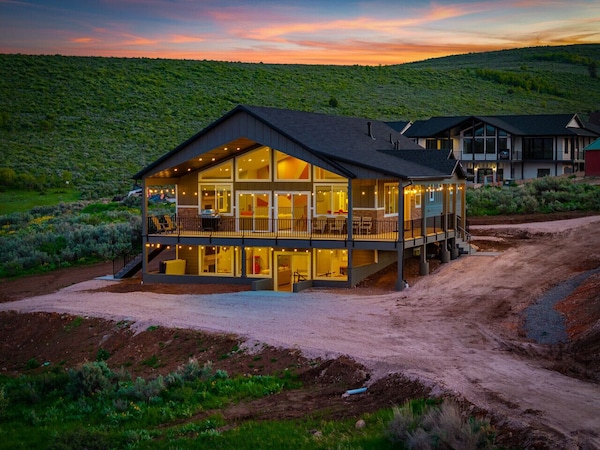 Brandnew+views+hottub+arcades+idealbeachresort! - Garden, UT