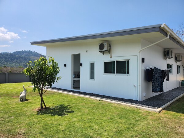 Bauhinia House Between Sea And Mountains. - Khao Lak
