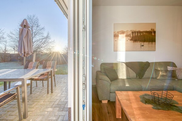 Welcome To The Seebrise Vacation Apartment At The Röbel City Harbor - Müritz