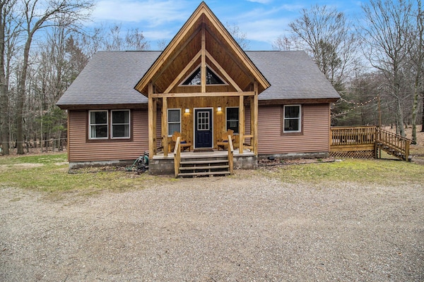 New Management: Peaceful Cabin On 7 Acres - Near Silver Lake & Dunes - Pentwater, MI