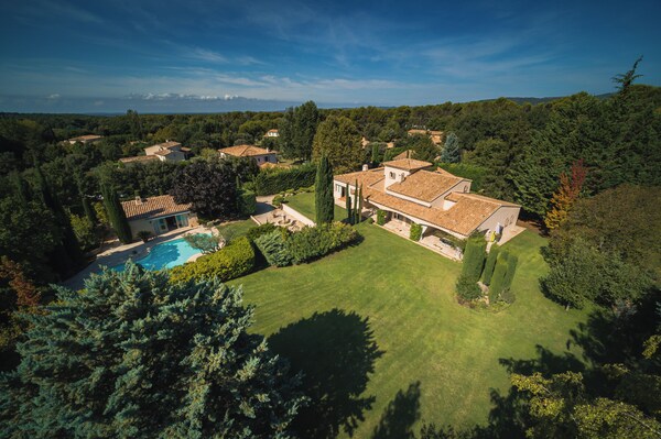 Magnificent Provencal House With Swimming Pool, Jacuzzi And Gym - Rognes