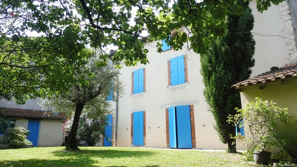 Le Numéro "4" - Charming House. - Castres