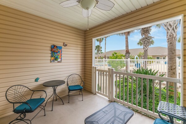 Steps From The Pool, Miles From Stress, Plus Garage Access - Corpus Christi, TX