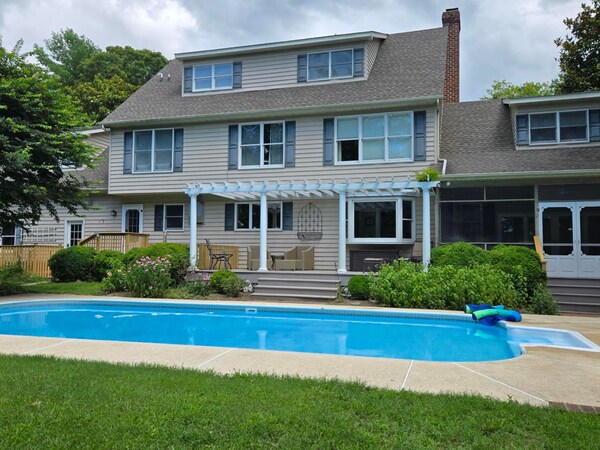 Kent Island Waterfront | Game Room | Private Dock | Pool - Maryland