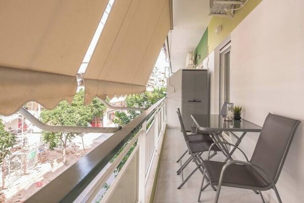 Top Ten Lux - Athens