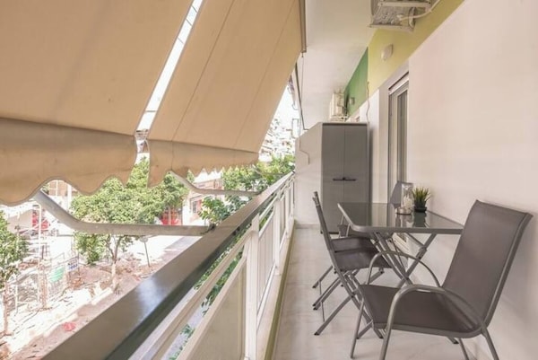 Top Ten Lux - Athens