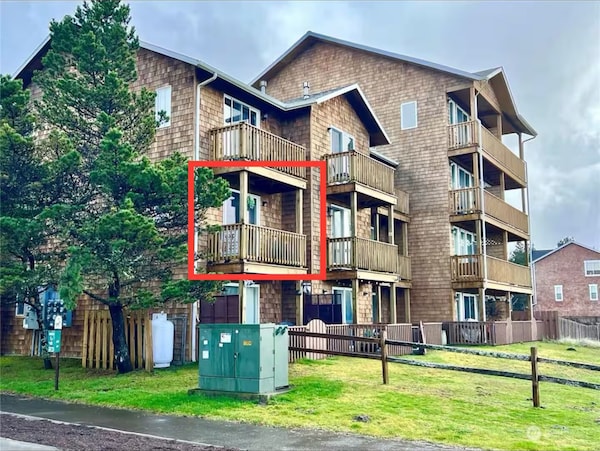New! Walk To Town And Beach, Balcony, Romantic, (Sandpiper Approach) - Long Beach, WA