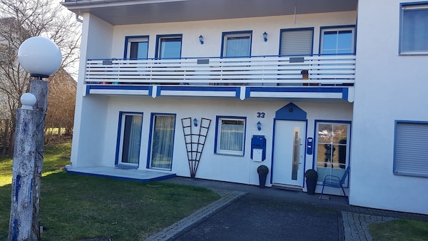 Vacation Apartment On The Lake... Located Directly On The Circular Trail Around The Aartalsee. - Dillenburg