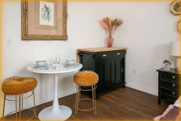 Perfect Getaway For Two Near Dtla! - Fashion District - Los Angeles