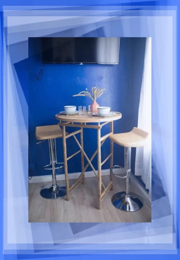 Stylish Cityscape Studio For 2! - Banc of California Stadium