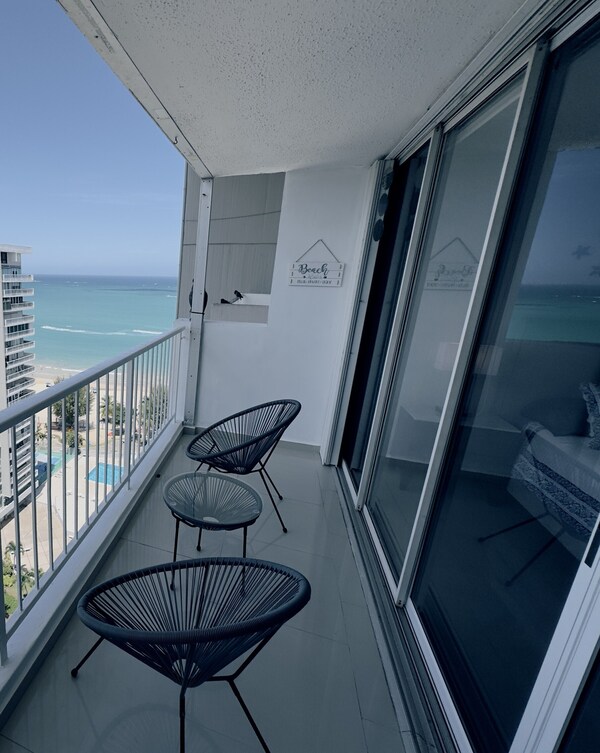 Coral Beach Paradise Jewel With Breathtaking Views - San Juan