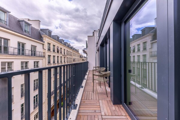 Opera - Apt 2 Pièces Avec Balcon - Gare Saint-Lazare - Paris