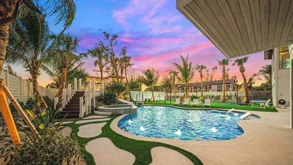 New-sport Court And Golf Simulator-resort Pool W/slide - Siesta Key, FL