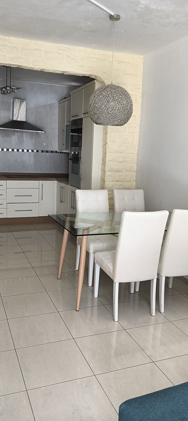 Apartment In The South Of The Island Of Tenerife, 1 Min. From Paradisiacal Beaches. - Guía de Isora