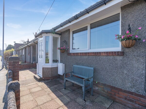 2 Bedroom Accommodation In Berwick Upon Tweed - Berwick-upon-Tweed
