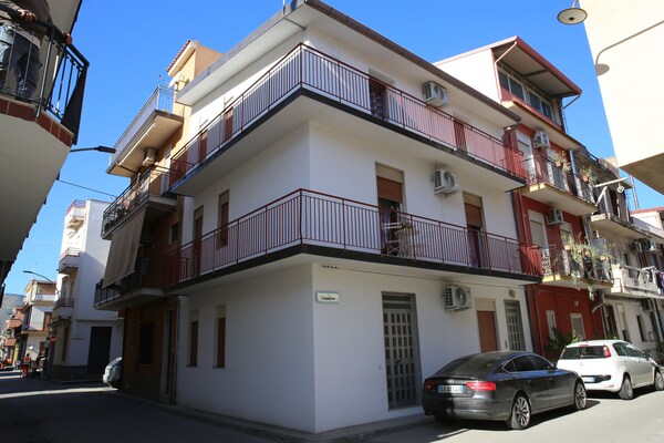 New Apartment "Blue Sea" - Falcone