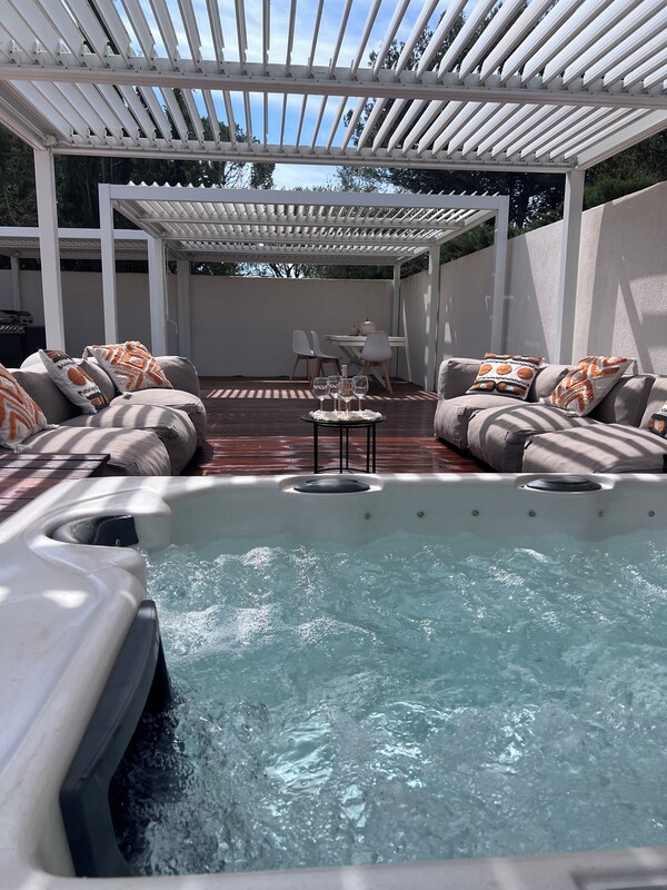 Maison, Piscine, Jacuzzi à 5 Mins De Cassis Parfaite Pour 2 Couples/enfants - Aubagne