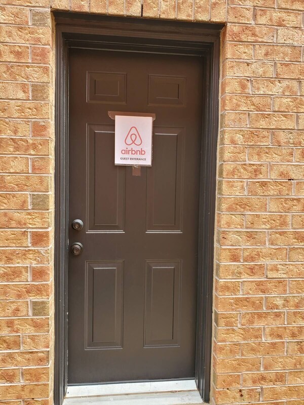 Charming 1-bedroom Apartment With Wifi, Ac In Delightful Mississauga - Milton