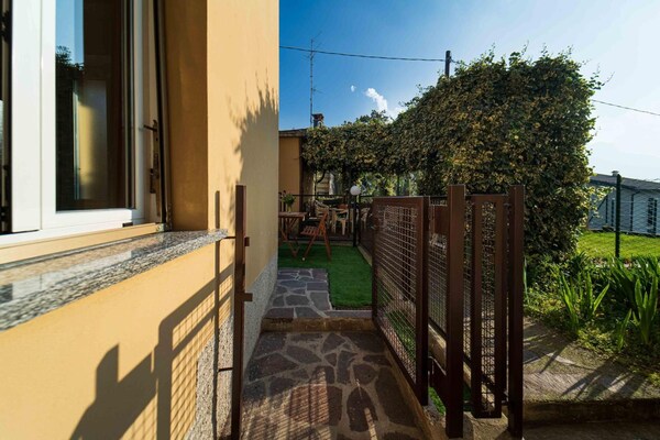Appartement "Moonlight - Lecco Getaway" Avec Jardin Privé Et Wi-fi - Lecco