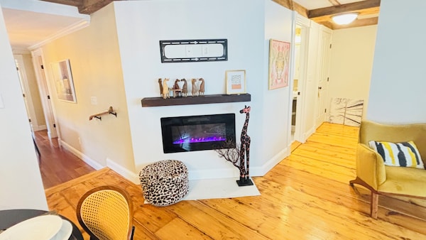 Best Location In Old Town Home, 5 Minutes To Everything, Enjoy The Difference! - Beverly, MA