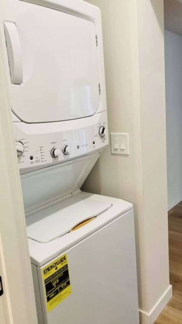 Beautiful Lakeside Retreat,close To Seatac Airport,pet Friendly,ev Charging,wifi - Puyallup, WA