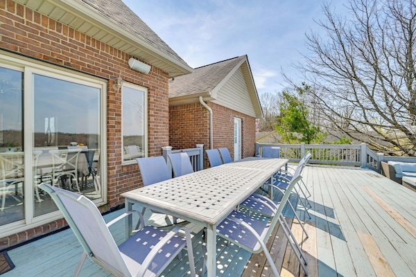 Lake Cumberland Home W/ Hot Tub & Game Room - Kentucky