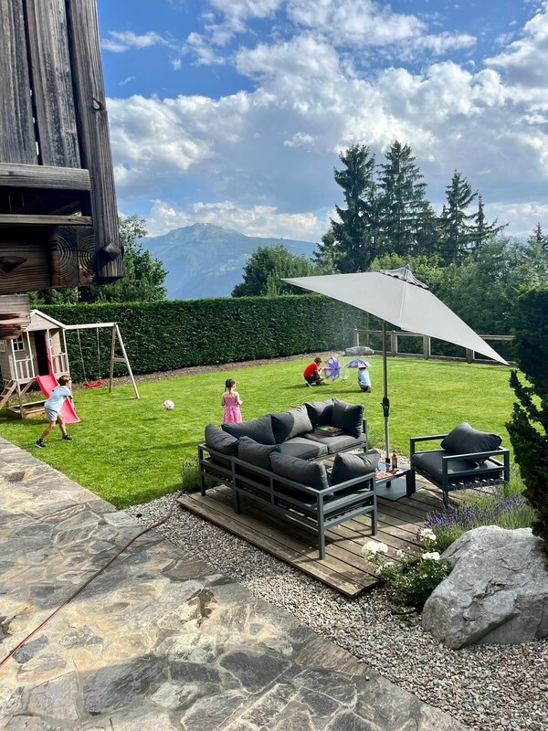 Chic, Quiet And Luxurious 5-bedroom Chalet - Perfect For Families - Crans-Montana