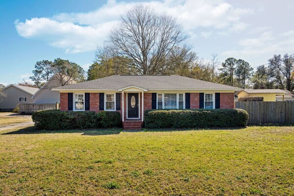 Serenity In Central Ilm- 10 Min To Beach+ King Bed - Wilmington, NC