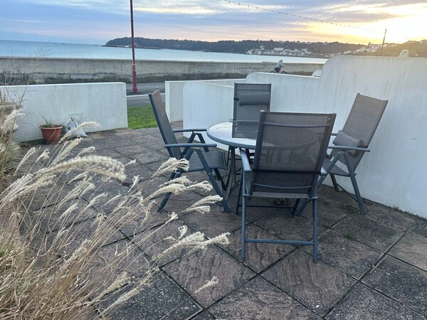 Ferienhaus-eigenes Badezimmer-panorama-strandblick - Jersey