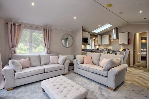 Stunning Sheraton In Arbroath - Arbroath
