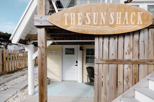 Spring Specials - 3rd Row Beach - Pet Friendly - Carolina Beach State Park, Carolina Beach