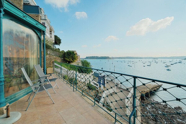 Exceptional Apartment With Sea View, Reminiscent Of A Luxury Yacht. - Dinard