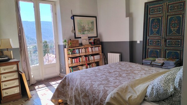 Breathtaking Apartment With A South-facing Terrace Overlooking The Luberon - Bonnieux