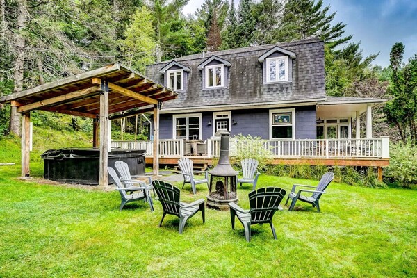 Chalet Pont De Fer - 12 Guest- 6bdr With Jacuzzi - Mont-Tremblant