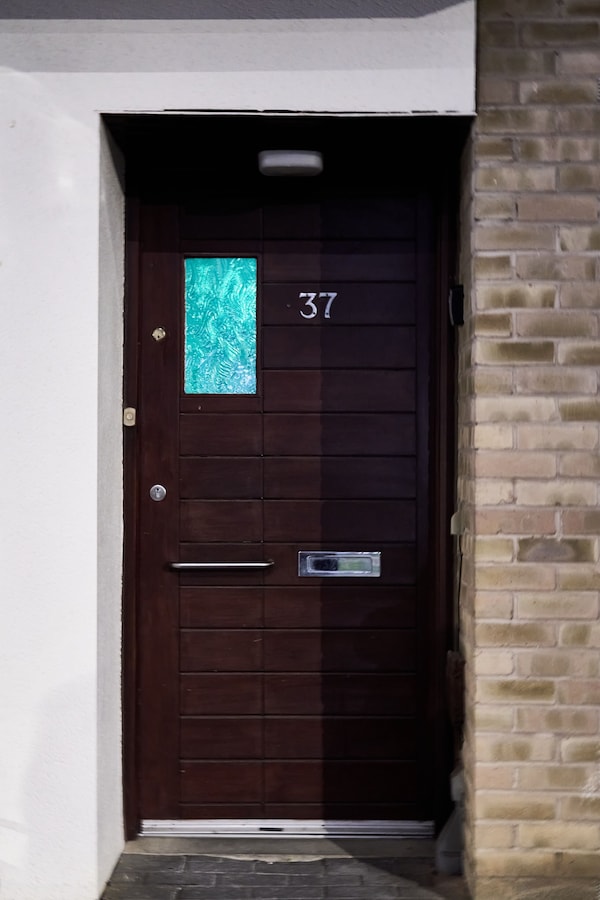 Snooze Luxe House Room 2 - Northampton