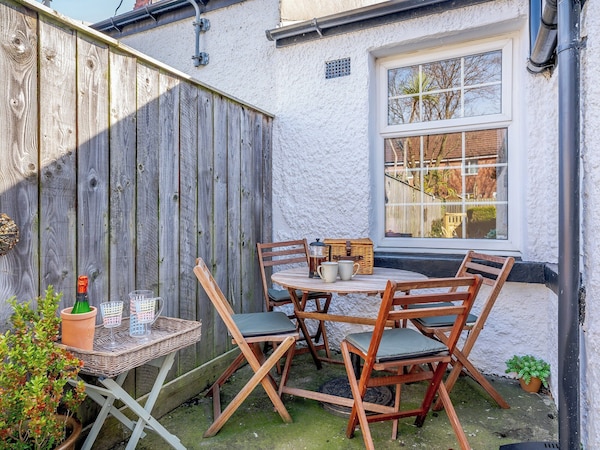 1 Bedroom Accommodation In Durham - Sunderland