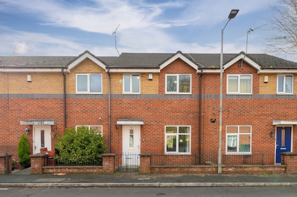 Near The City Centre/ Long Term Stays/ Contractors/ Workers/ Holiday Home. - Manchester