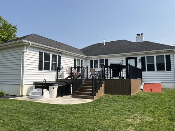 Hot Tub* Swing Set *5min To Lancaster City & Shops - Lititz, PA