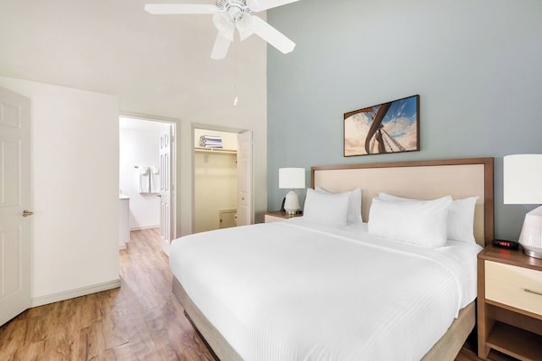 Disney Dream! Kitchen, Lakeside, Parks, Golf - Lake Buena Vista, FL