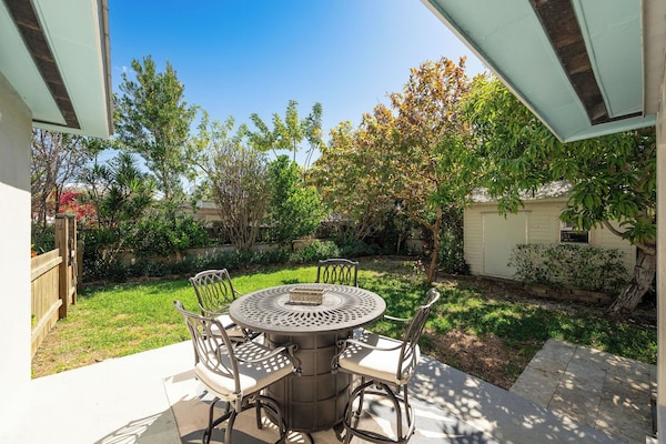 Island Sanctuary Key West - 3 Bedroom / 2 Bathroom With Pool And Parking! - Key West, FL