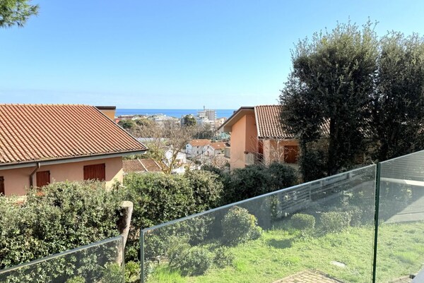 Villa Lyla - Marcelli, Elegant Villa With Garden Overlooking The Sea - Ancona