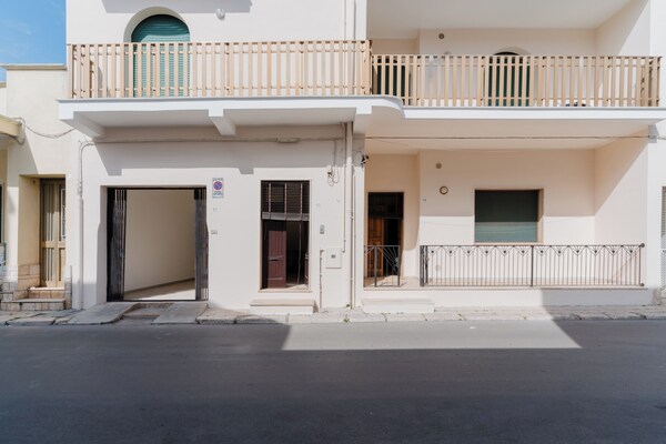 Holiday Home 'Soffio Di Mare 3' With Balcony And Air Conditioning - Torre Lapillo