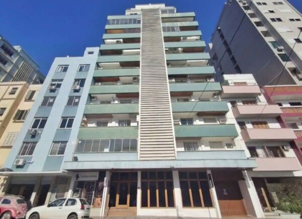 Cozy And Complete Loft In The Heart Of Porto Alegre  Next To Gasômetro - Porto Alegre