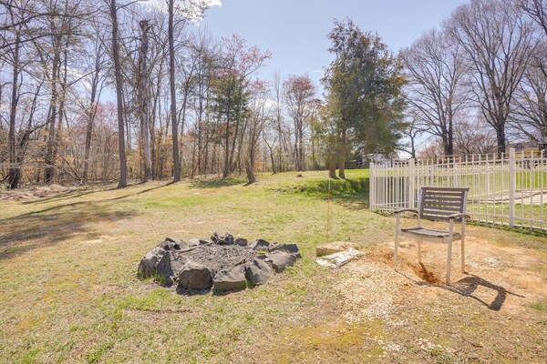 5 Mi To Dtwn Fredericksburg: Family Gem W/ Yard - Fredericksburg, VA