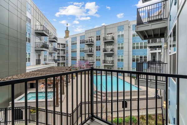 Cozysuites - Penrose On Mass With Pool & Parking #12 - University Heights – Indianapolis
