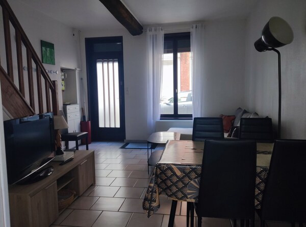 Small House Le Quesnoy 65m² In Town Center - Norte