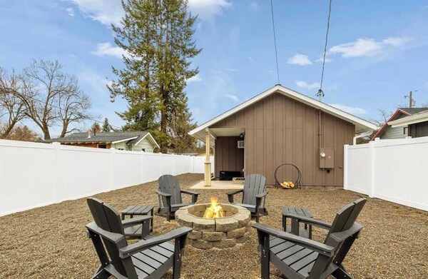Freshly Updated Hideaway In Cdas Best Spot - Coeur d'Alene, ID