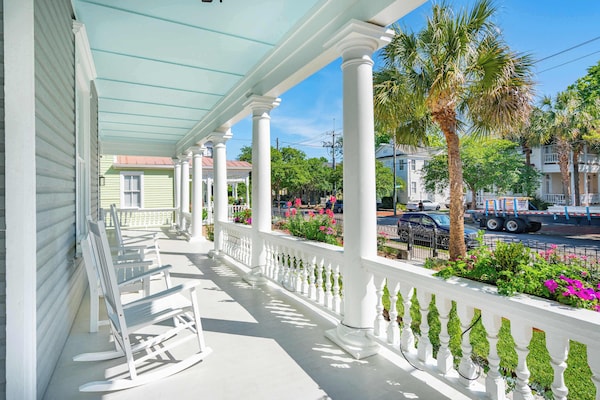 Artsy Apartment In Victorian Home With Heated Salt Water Pool - Johns Island, SC