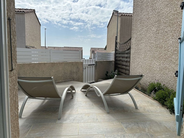 Casa 2 Piezas Con Entrepiso En Saint Pierre La Mer, Terraza Y Aparcamiento Privado - Fleury