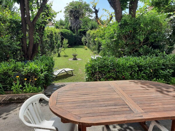 Renoviertes Familienhaus Für 13 Pers. In Royan, Strandnah - Royan